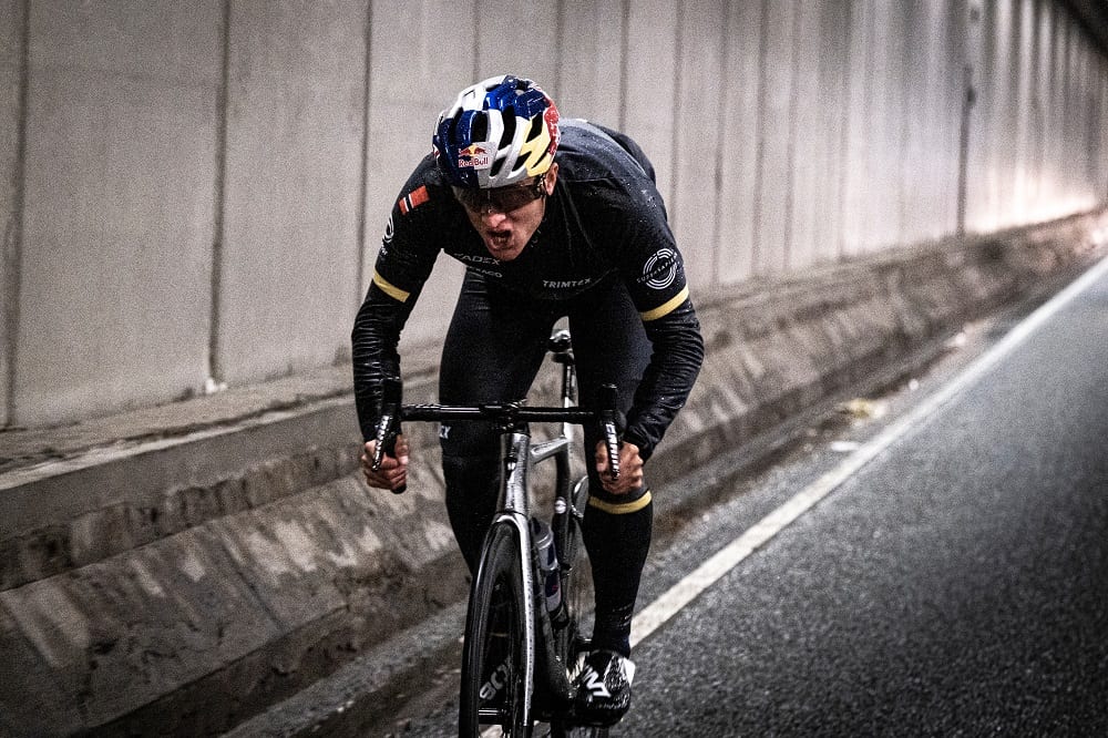 Blummenfelt smashes sub-seven-hour Iron Distance triathlon